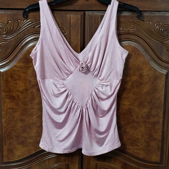 Arden B | Tops | Arden B Rose Top Small Nwt | Poshmark